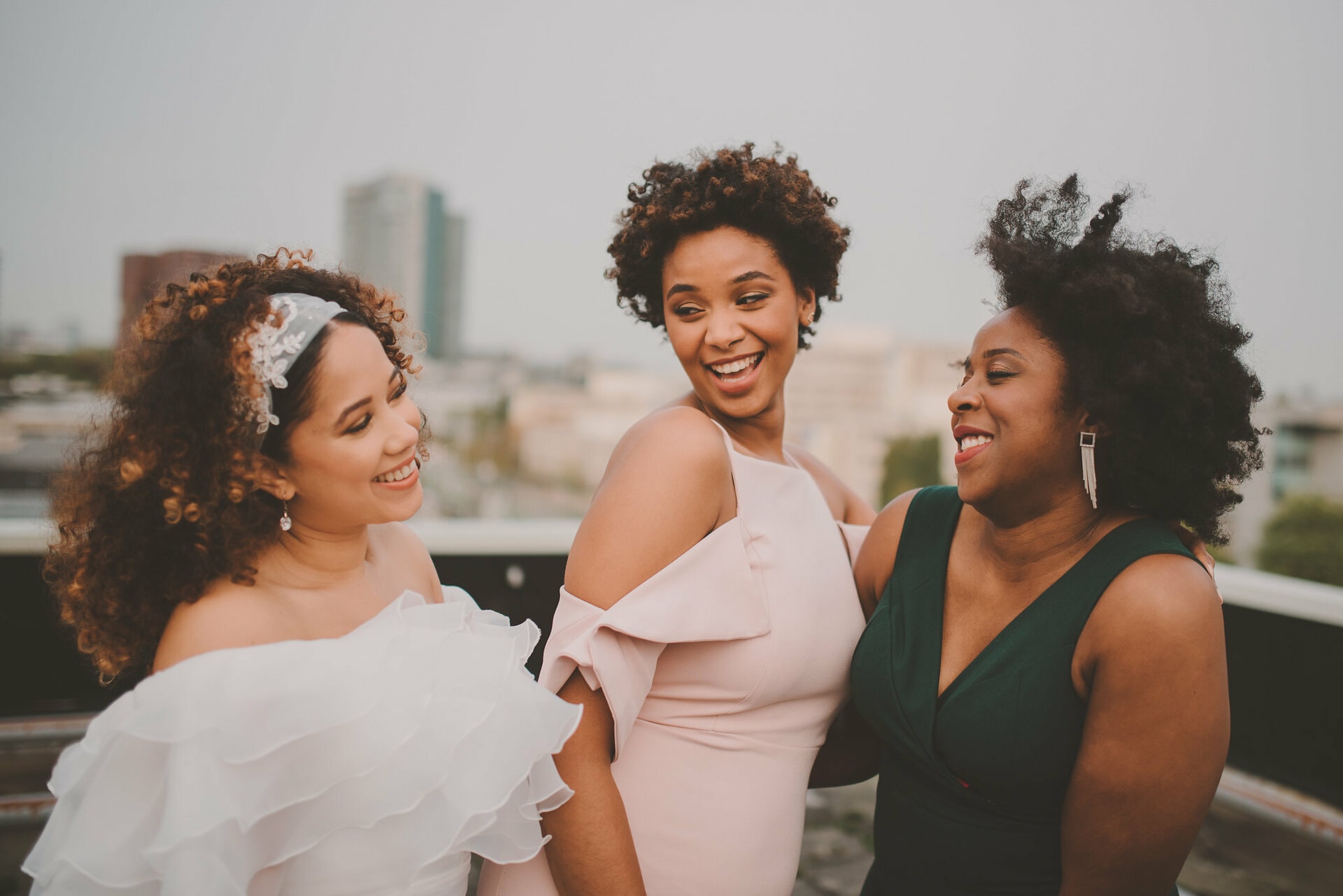 Haarinspiratie: Bruidskapsels voor krullend en kroeshaar