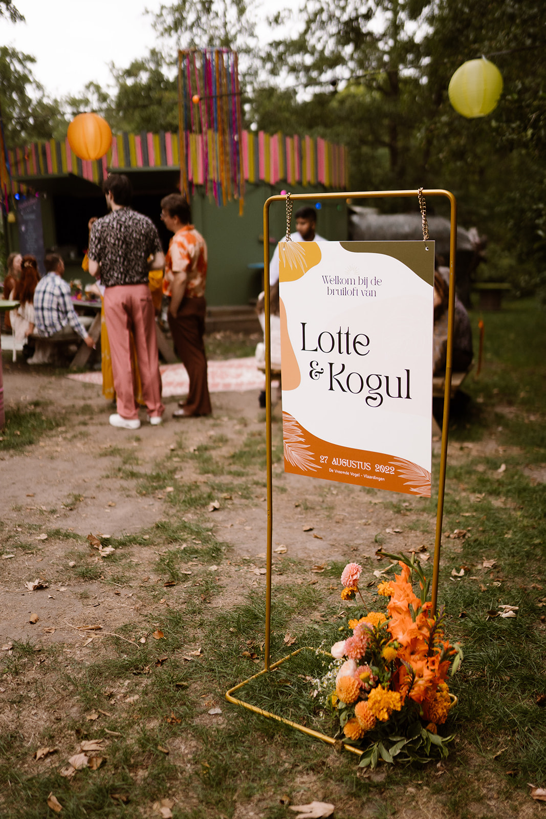 De eclectische bruiloft met jaren 70-tintje van Lotte en Kogul