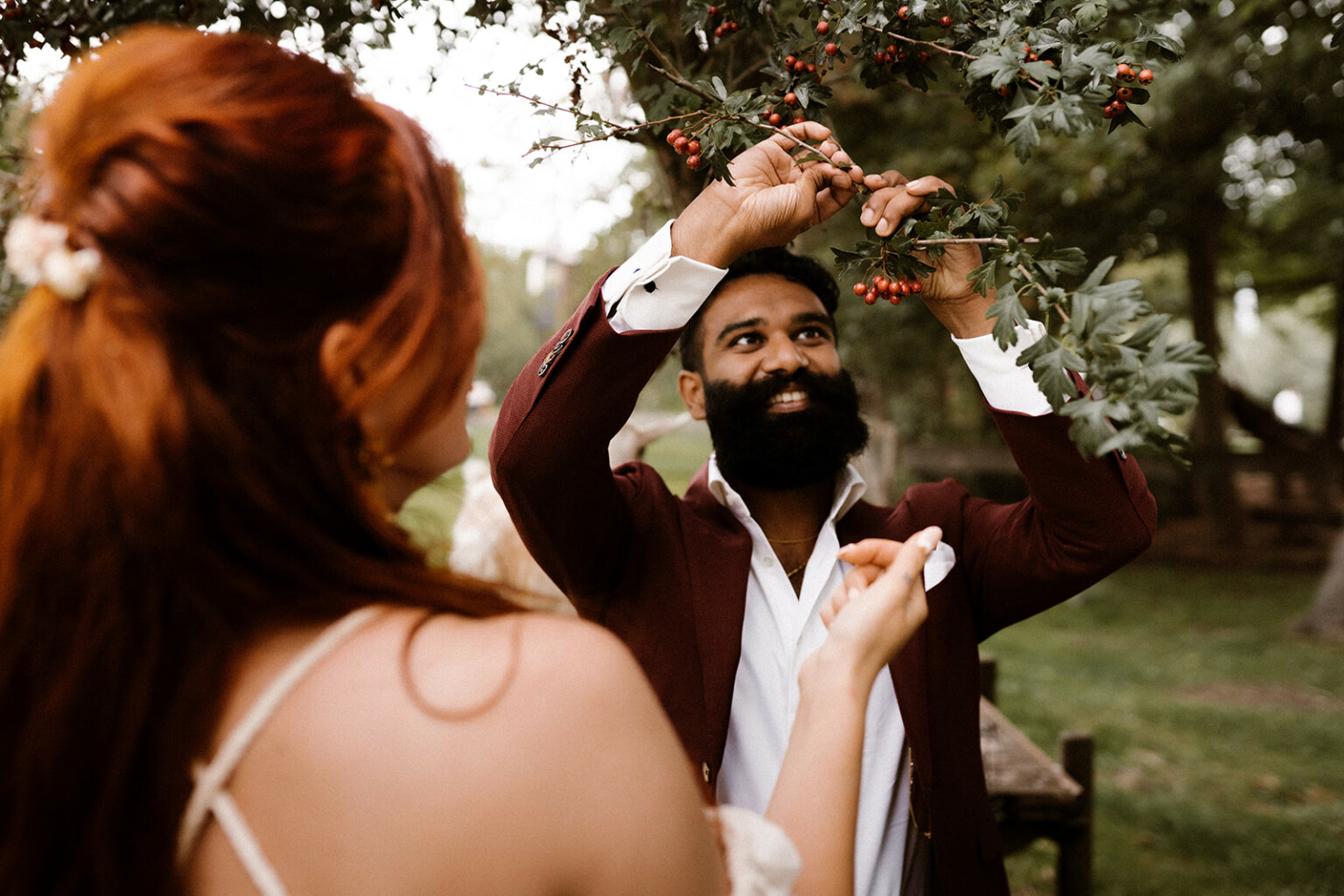 De eclectische bruiloft met jaren 70-tintje van Lotte en Kogul