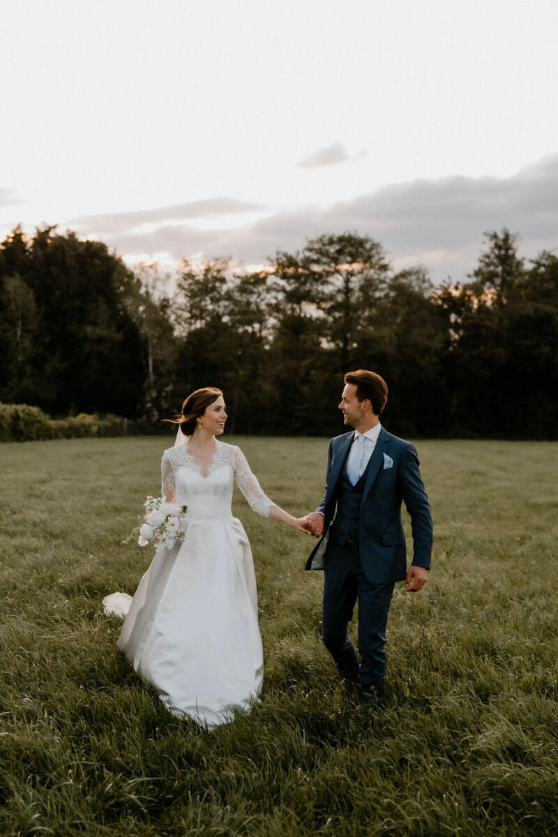 Mooi buiten trouwen: De bruiloft van Leanne & Quintin in het groen